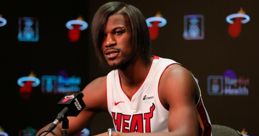 El Cabello De Jimmy Butler Para El Media Day, Explicado: La Estrella ...