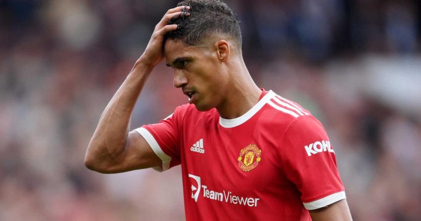 ラファエル・ヴァランの離脱期間は？ マンチェスター・ユナイテッドのディフェンダーと彼が欠場する試合に関する最新の怪我の最新情報