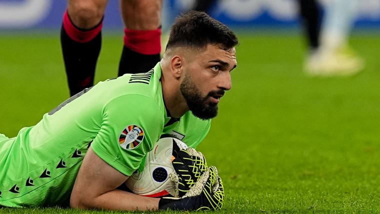 ジョージアのゴールキーパー、ママルダシビリとは？スペインでブレイクしたシーズンを経て、ユーロ2024で輝くバレンシアのスター