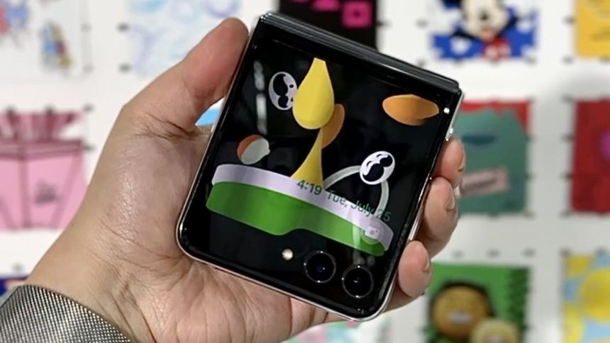 Samsung Galaxy S24 Ultra는 Galaxy Z Flip 5에서 이 개인화 옵션을 빌릴 수 있습니다.